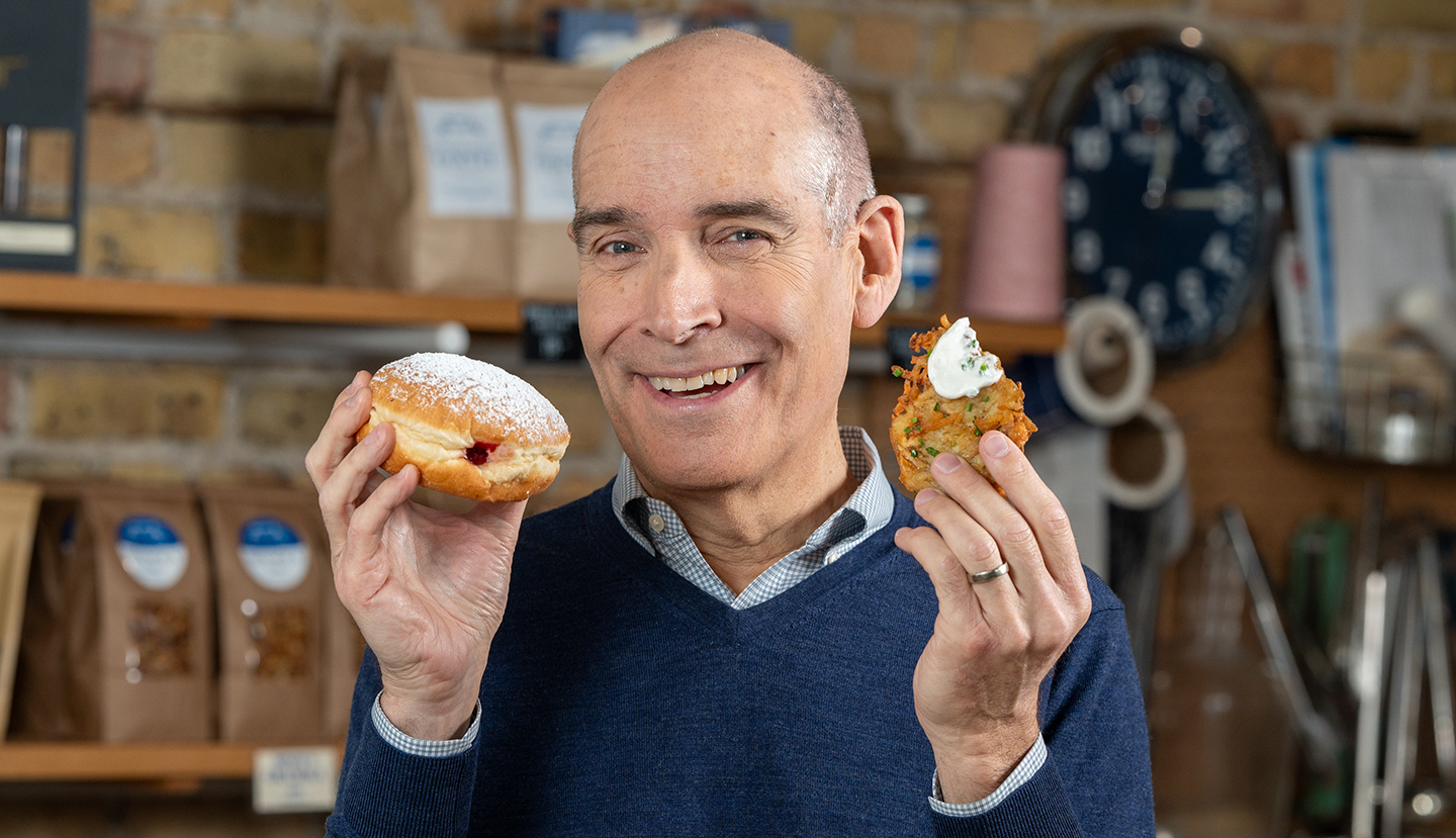 A Celebration of Hanukkah | PBS Western Reserve